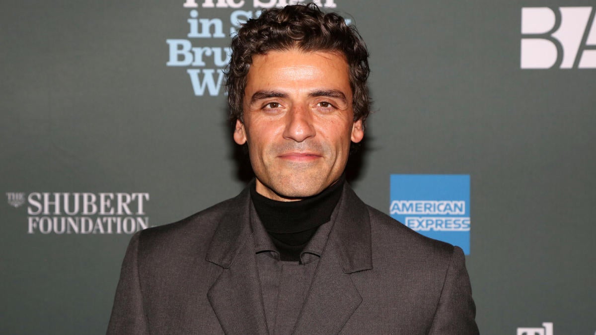 Oscar Isaac in Talks to Star in Director's New Series All Quiet on the ...